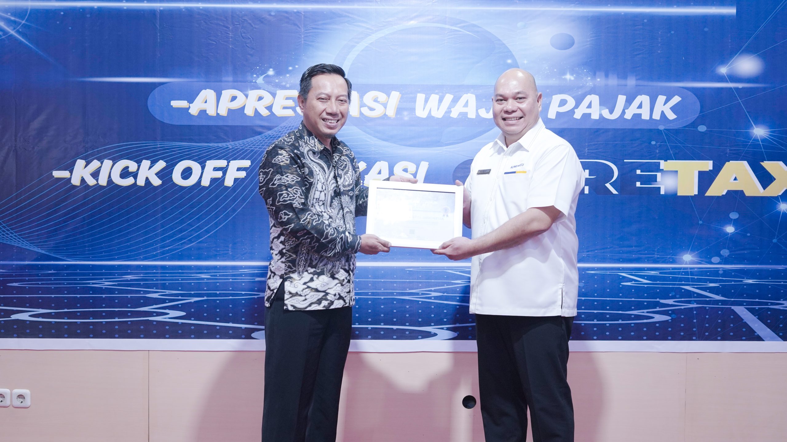 PT Konakami Digital Indonesia Terima Penghargaan Wajib Pajak Terbesar 2023